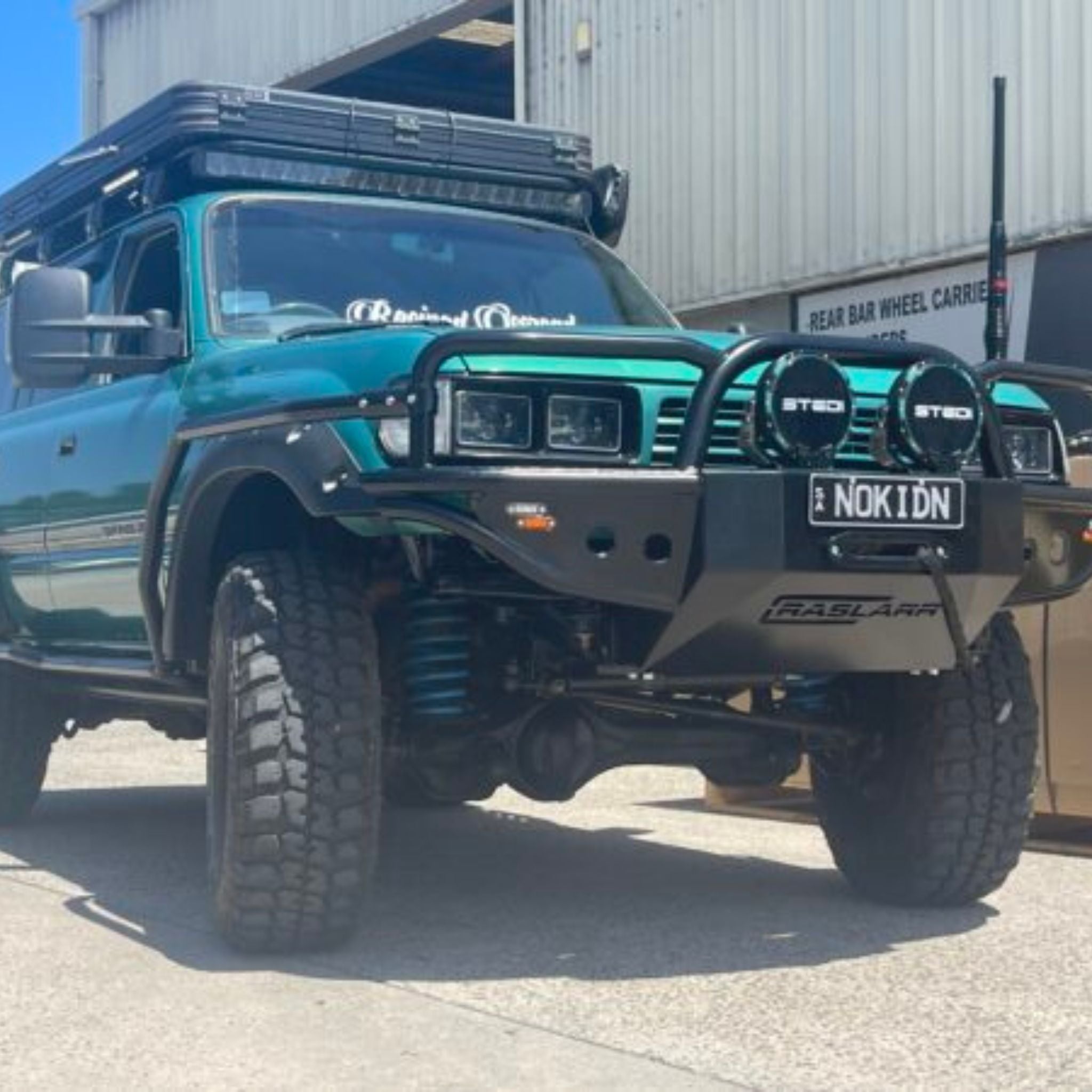 80 Series Toyota Landcruiser New Style Azza Bull Bar | Raslarr