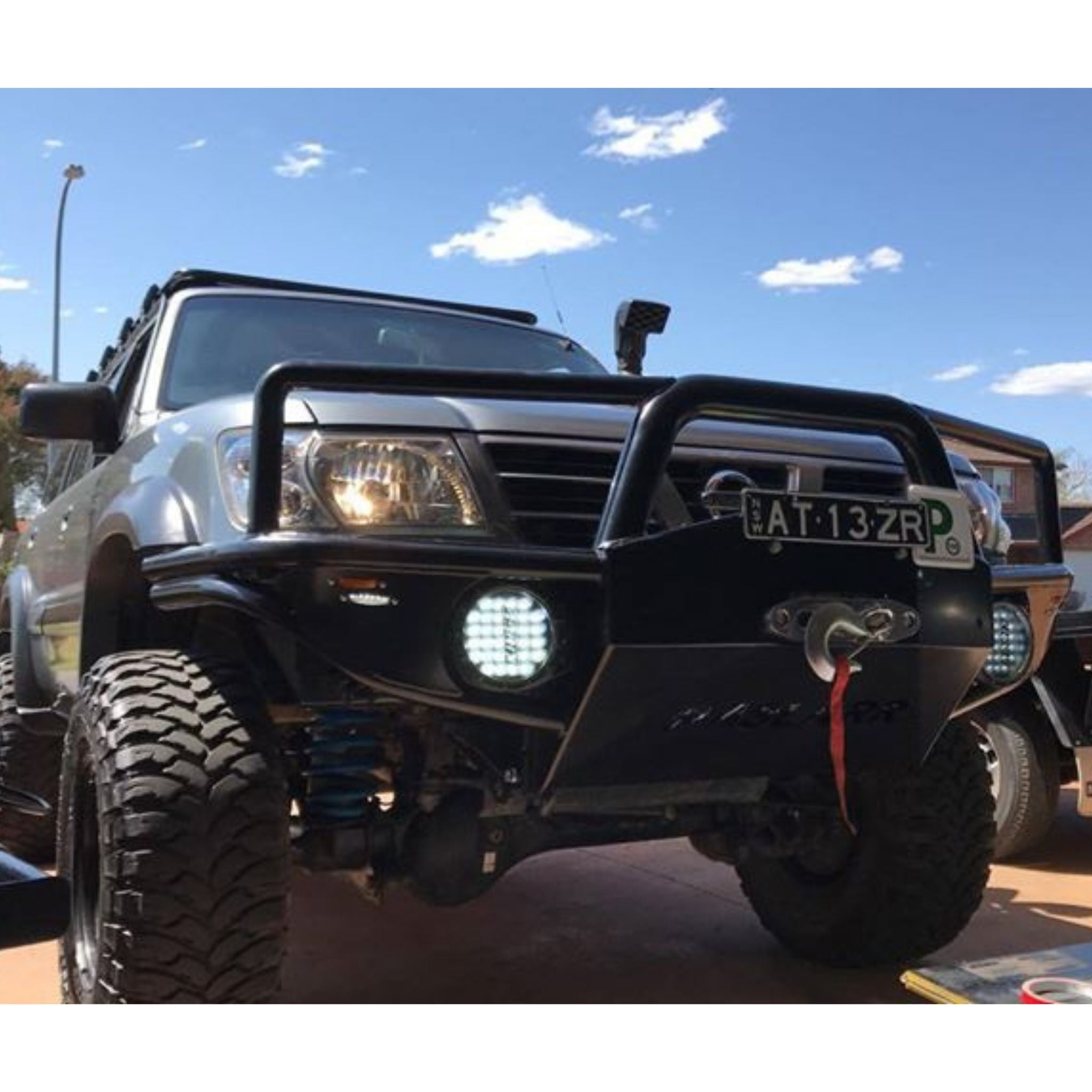 GU Nissan Patrol Hooped Azza Bull Bar (Fits 7" spotlights) | Raslarr