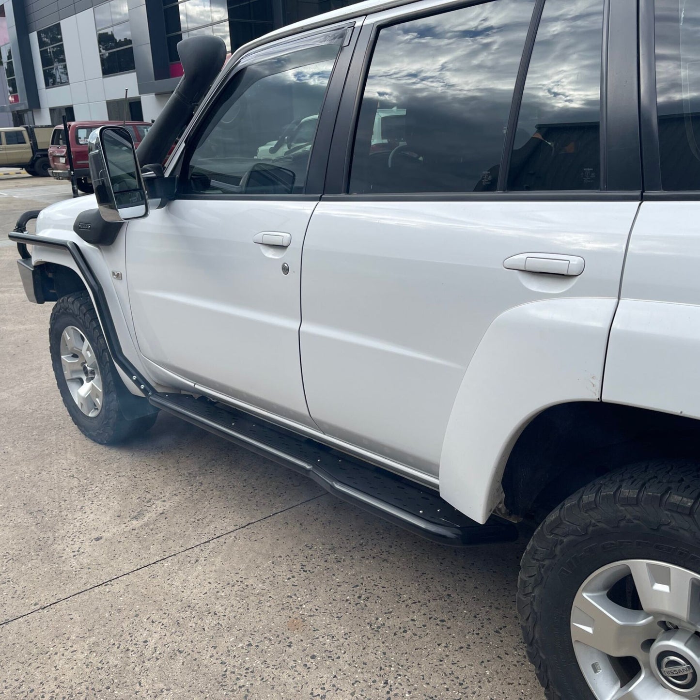 GU Nissan Patrol Revolution Rock Sliders & Rails | Raslarr