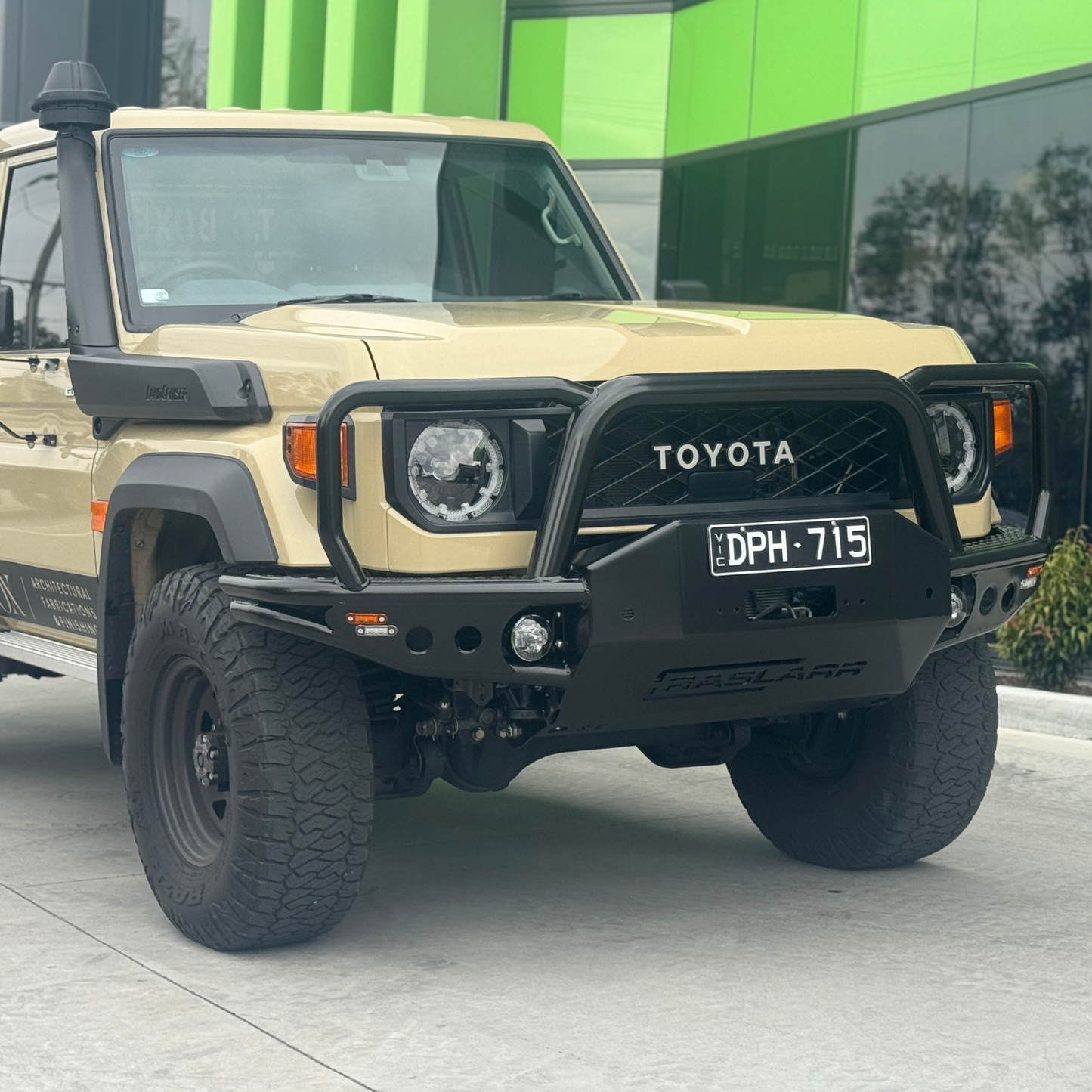 70 Series Facelift Landcruiser Azza Bull Bar 76 78 79 Series Facelift