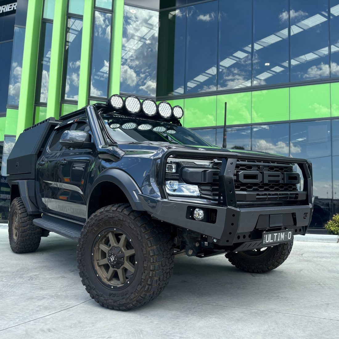 Ford Ranger Raptor Hooped (Dallas) Bull Bar | Raslarr