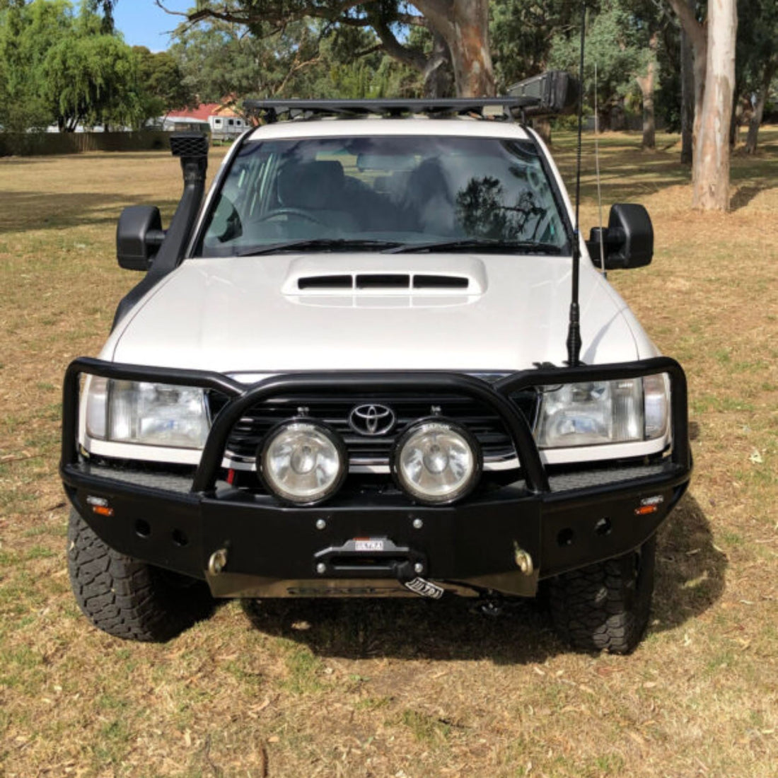 100 Series IFS Toyota Landcruiser New Style Azza Bull Bar | Raslarr