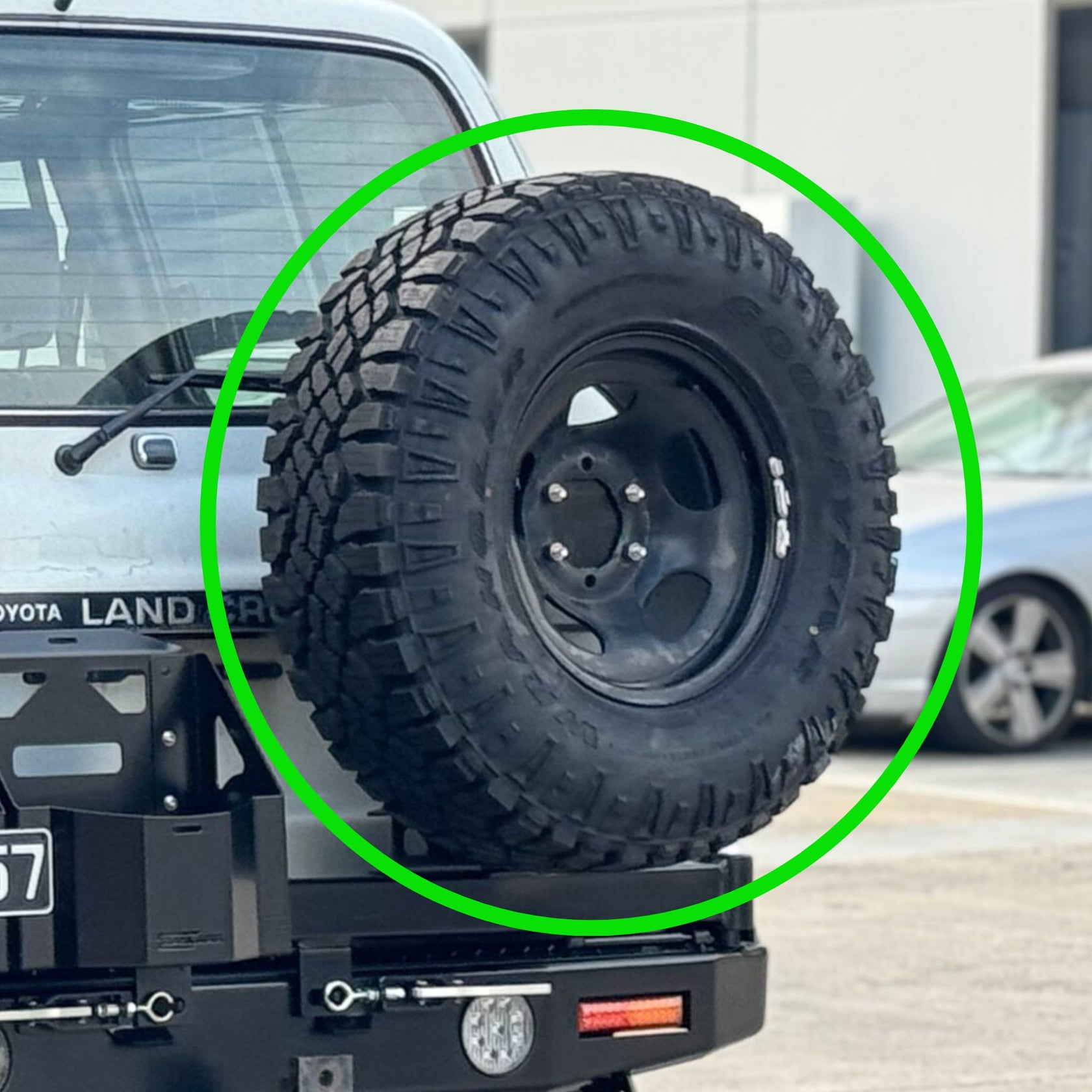 80 Series Toyota Landcruiser RHS Wheel Carrier to suit Rear Bar | Raslarr